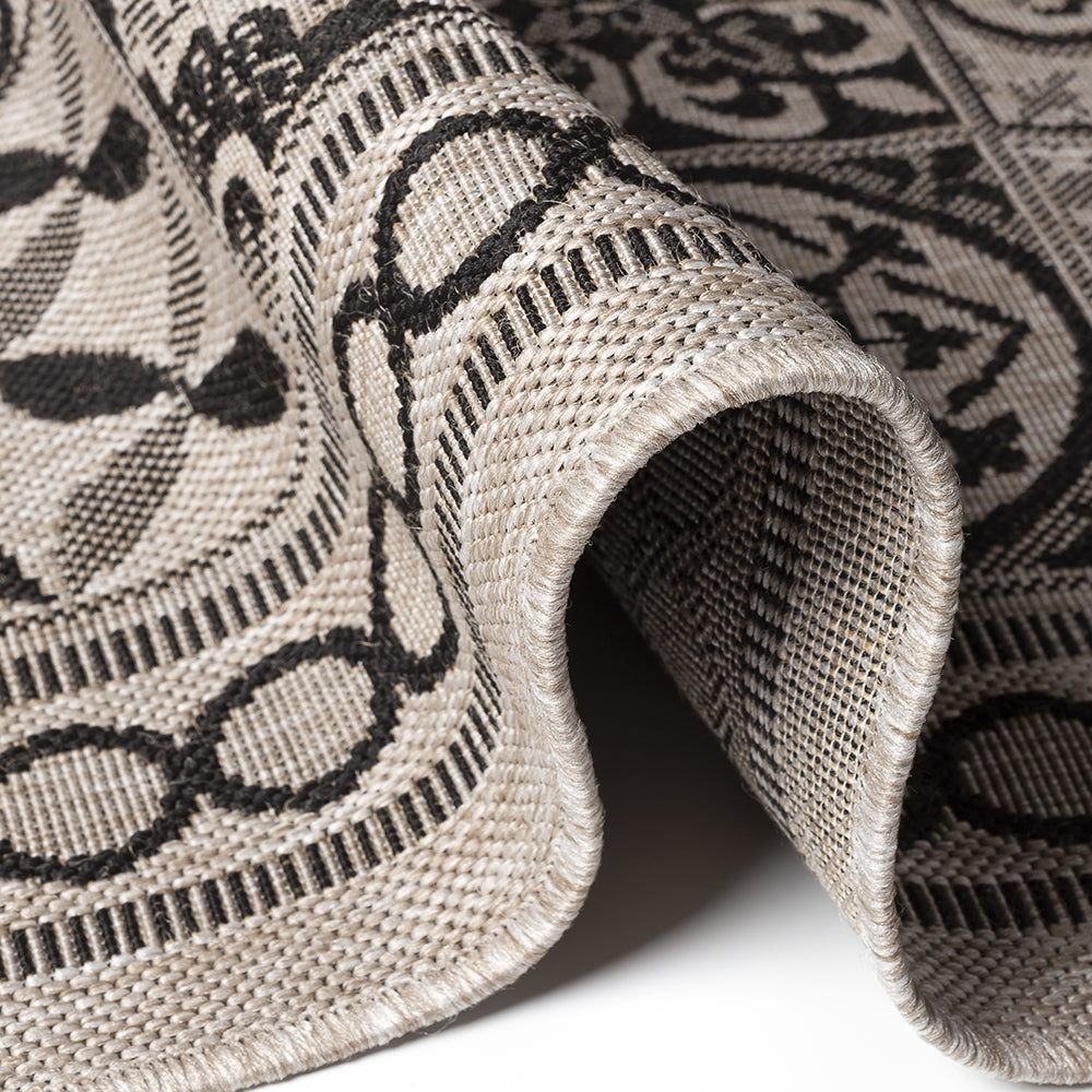 Flat Woven Rugs Grey Black Kitchen Carpet Trellis Pattern Hard Wearing ...